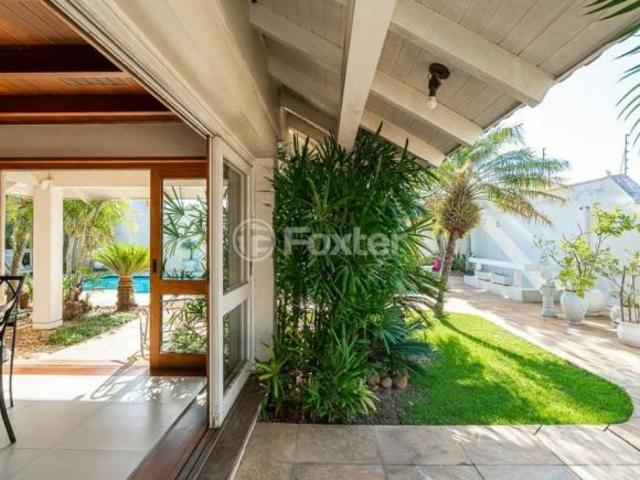 Casa, 4 dormitórios, 890 m², em Três Figueiras