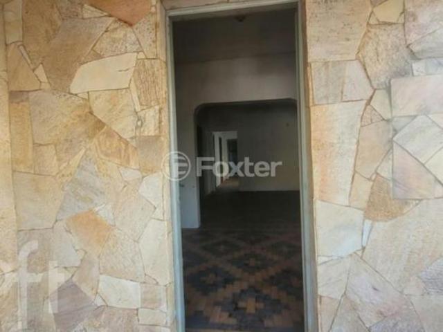 Casa, 4 dormitórios, 97.49 m², em Centro