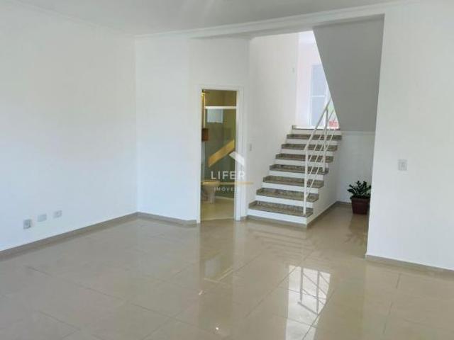 Casa 4 Dormitórios com Piscina – Condomínio Terras de São Francisco – Vinhedo/SP