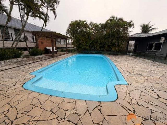 Casa 4 dormitórios, com Piscina, Área Gourmet, Edicula e Garagem para até 7 Carros no Flórida Prai