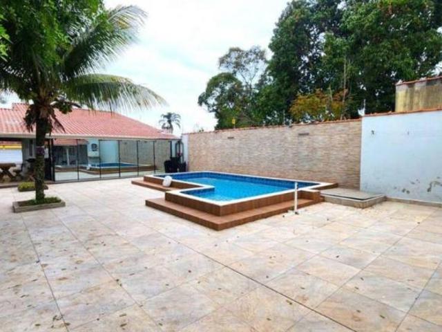 Casa 4 Dormitórios com Piscina, Praia das Palmeiras Caraguatatuba SP