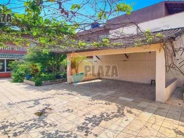 Casa 4 dormitórios com 3 suítes à venda, 310 m² por R$ 1.100.000,00 Nova Mirim Praia Grande/SP