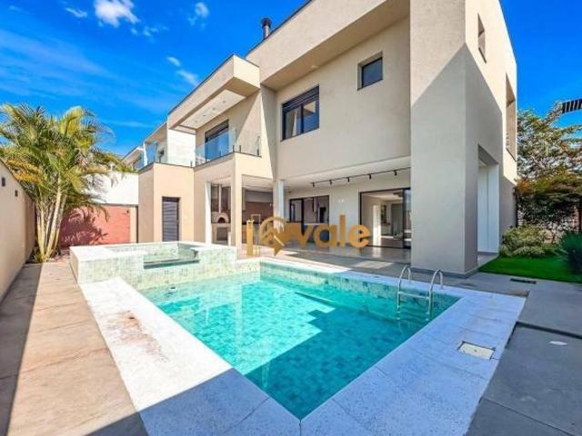 Casa 4 dormitórios à venda 415m² Condomínio Monte Carlo em São José dos Campos/SP