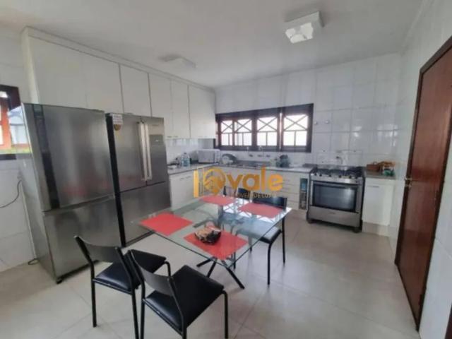 Casa 4 dormitórios à venda 390m² Urbanova SJCampos/SP