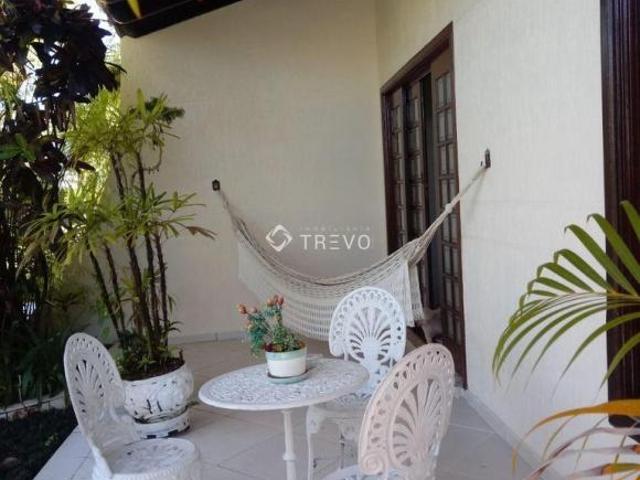 CASA 4 DORMITÓRIOS À VENDA EM EM BERTIOGA/SP