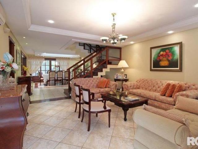 CASA 4 DORMITÓRIOS A VENDA, NA CHÁCARA DAS PEDRAS
