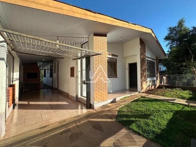 CASA 4 DORMITORIOS A VENDA NO CENTRO DE PASSO FUNDO