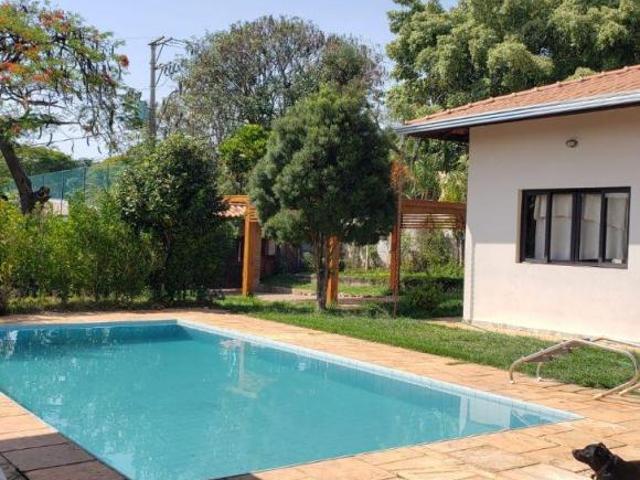 Casa 4 dormitórios à Venda no Condomínio Cafezal IV em Itupeva SP