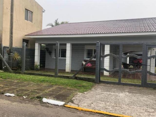 Casa 4 Dormitórios Bairro Arroio Teixeira