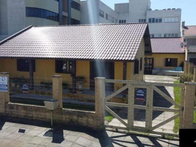 Casa 4 Dormitórios Bairro Centro