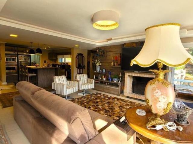Casa 4 Dormitórios Bairro Jardim dos Pinheiros II