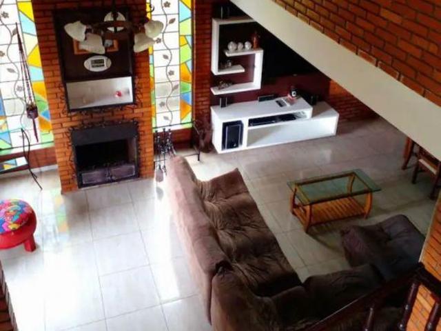 Casa 4 Dormitórios Bairro Palace Hotel