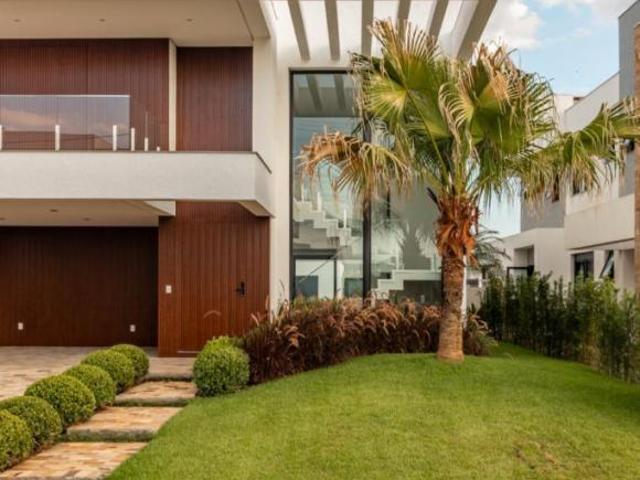 Casa 4 Dormitórios Bairro Reserva das Aguas