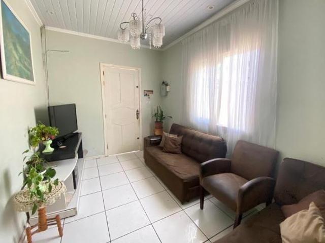 Casa 4 dormitórios I vaga 8 carros I Bairro Camaquã