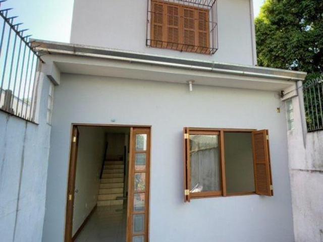 Casa 4 dormitórios na Azenha