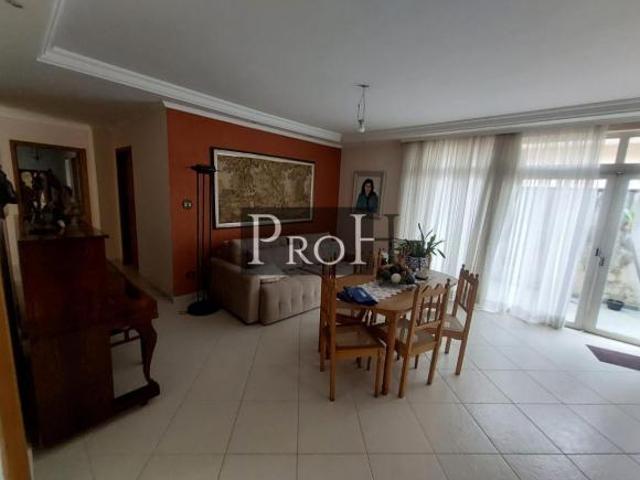 Casa 4 dormitórios sendo 1 suíte – R$ 1.440.000