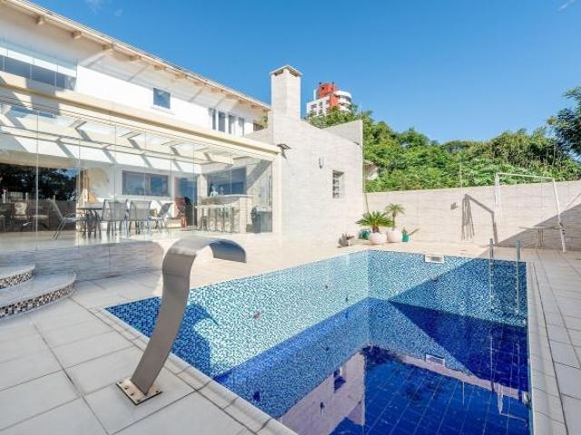 Casa 4 Dormitórios, Suíte Master, Piscina e espaço Gourmet no Jardim Planalto