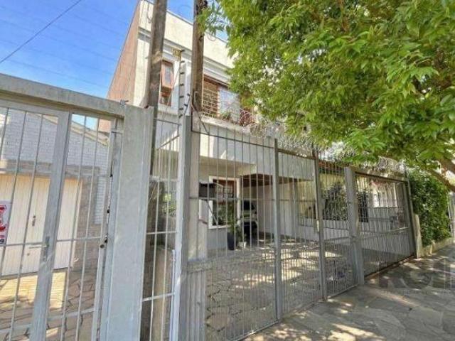 casa 4 dorms. 2 vagas 200 m² Partenon