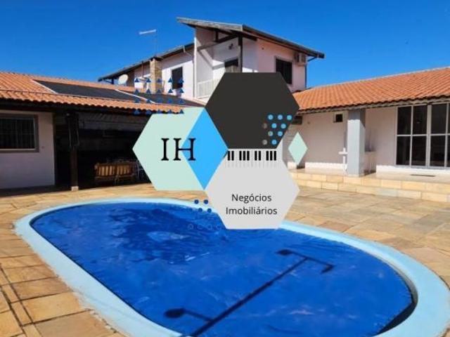 Casa 4 dorms, 2 suítes, 4 vagas, 350m² á venda no condomínio CafezalVI, Oportunidade!