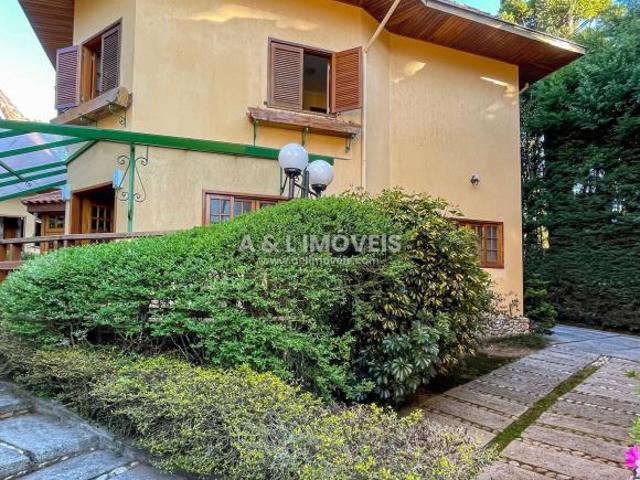 Casa 5 Dorms 4 Suítes | Vila Inglesa, Campos do Jordão | Calefação