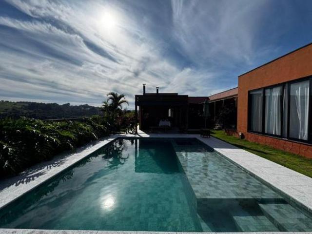 Casa 4 Suítes à Venda no Condomínio Vida Real em Itupeva SP