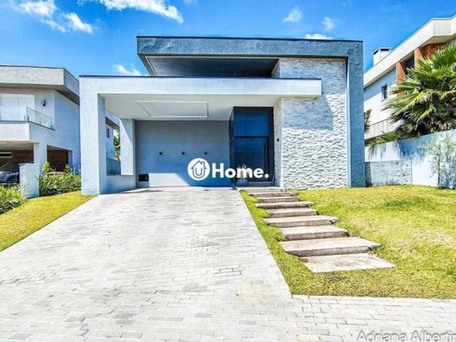 Casa 4 suites AlpahaVille PoA