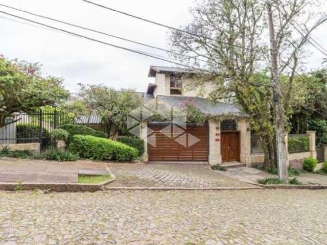 CASA 4 SUÍTES, COM VISTA PARA O GUAÍBA!