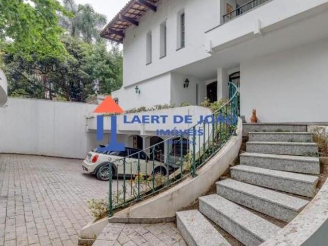 CASA 4 SUÍTES COM PISCINA PARA VENDA BROOKLIN