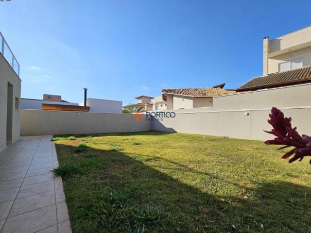 Casa 4 suítes excelente quintal em condomínio na cidade de Paulínia