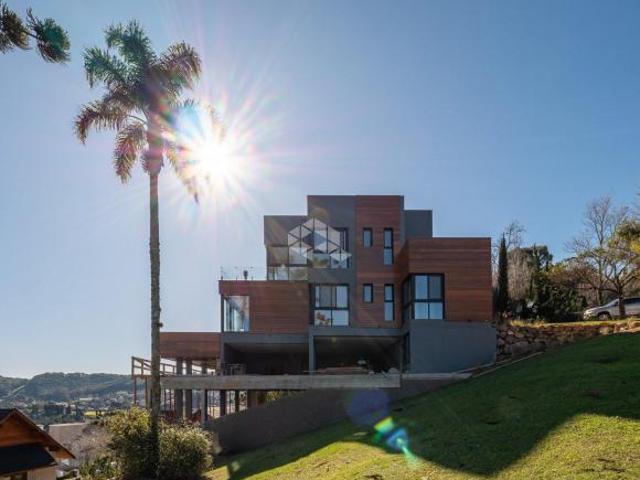 Casa 4 suítes + lavabo, com 533,16m², garagem fechado, no Condomínio Alphaville