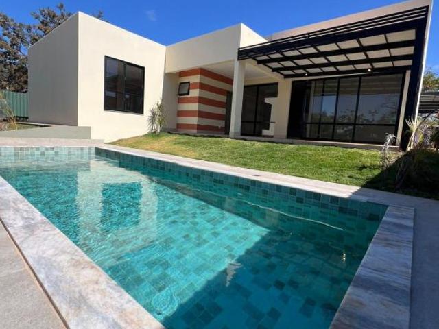 casa 4 suites + piscina e Sauna Condominio Estancia Quintas da Alvorada