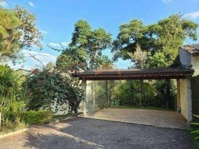 Casa 4 suites, 2 vagas Condomínio Nova Higienópolis Granja Viana SP