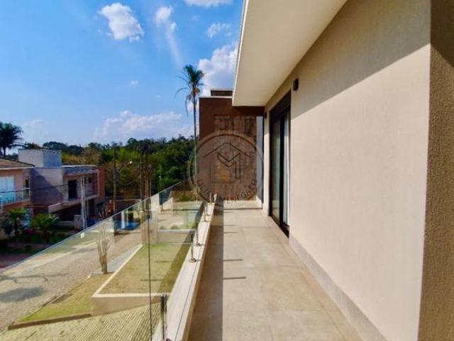 Casa a Venda na Malota, Jundiai, 380m², 4 Suites, Piscina, Sauna e Energia Fotovoltaica