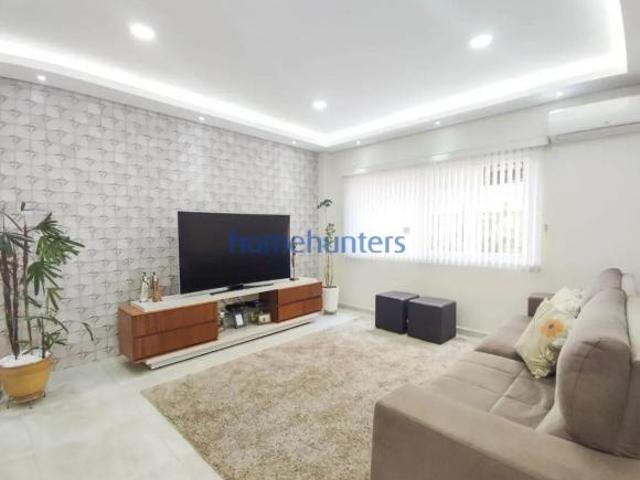 Casa 4 Suítes 320m² no Swiss Park St. Moritz R$ 3.100.000