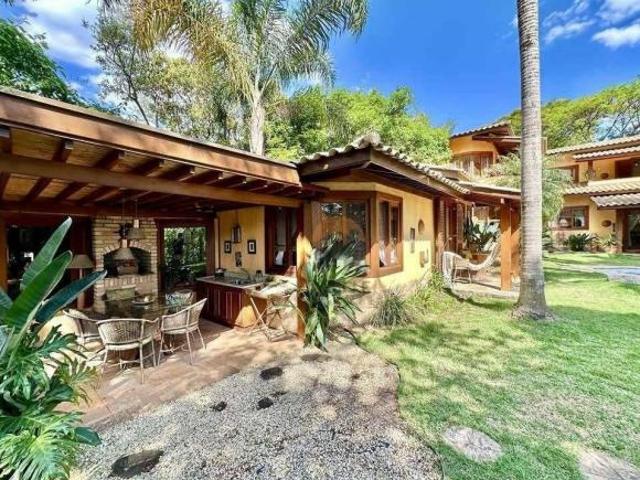 Casa 4 Suites 4 vagas Condomínio Vila de São Fernando Granja Viana SP