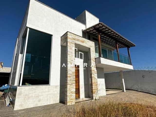 Casa 4 Qts com área gourmet | Alto padrão em Esmeraldas