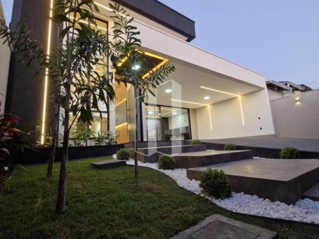 Casa 4 Quartos, 4 Suítes, 4 Vagas, 238M² Moinho dos Ventos