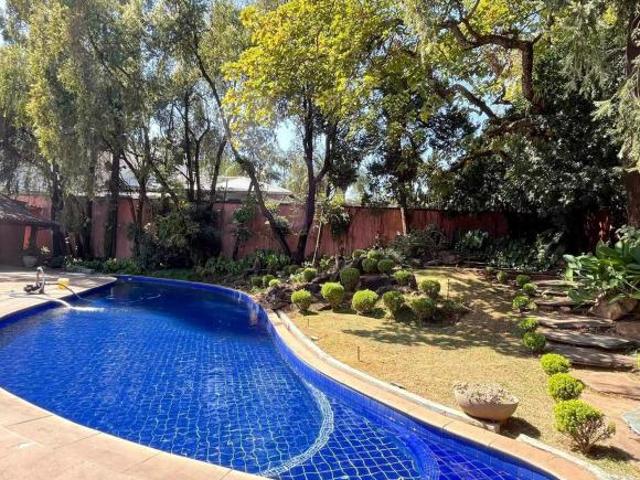 Casa, 4 quartos, 4 suites, 6 vagas