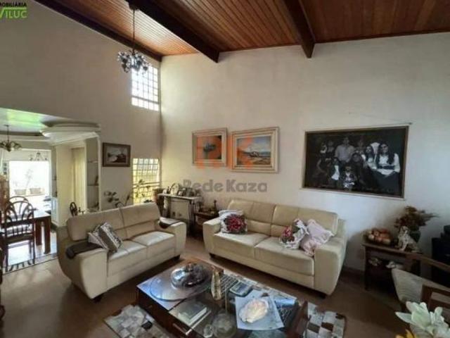 CASA 4 QUARTOS / 4 VAGAS / CONDOMÍNIO FAZENDA DA SERRA / BELO HORIZONTE / MG