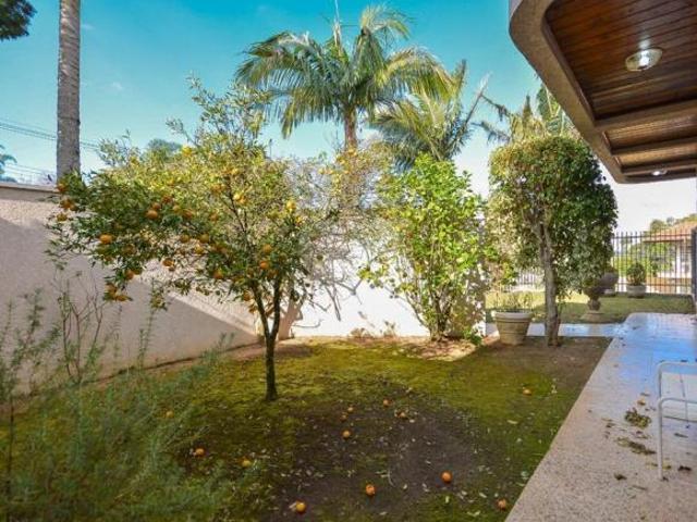 Casa 4 Quartos 6 Banheiros 2 Suítes Banheira Hidromassagem Lareira