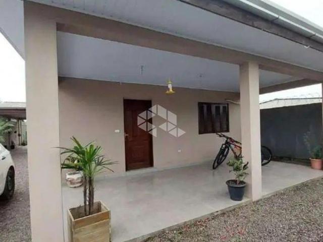 Casa / 4 Quartos / 1 Suíte / Churrasqueira / Piscina / 3 Vagas / Vila Elsa / Via