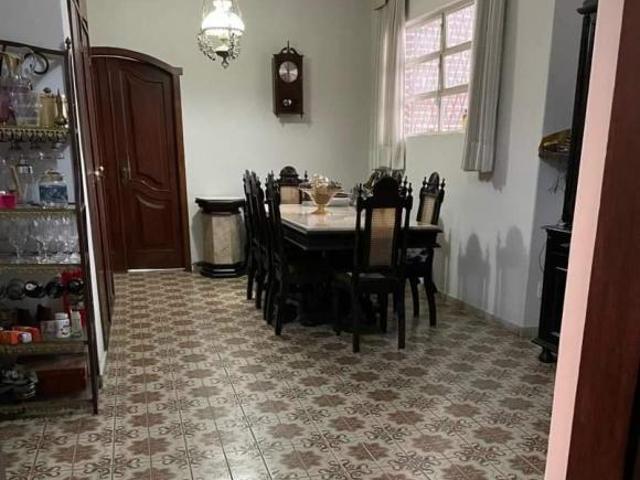 Casa, 4 quartos, 1 suite, 2 vagas