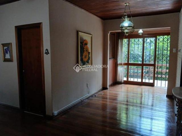 Casa 4 quartos 1 suíte 3 banheiros, Morro Santana 400mts de área construída e piscina
