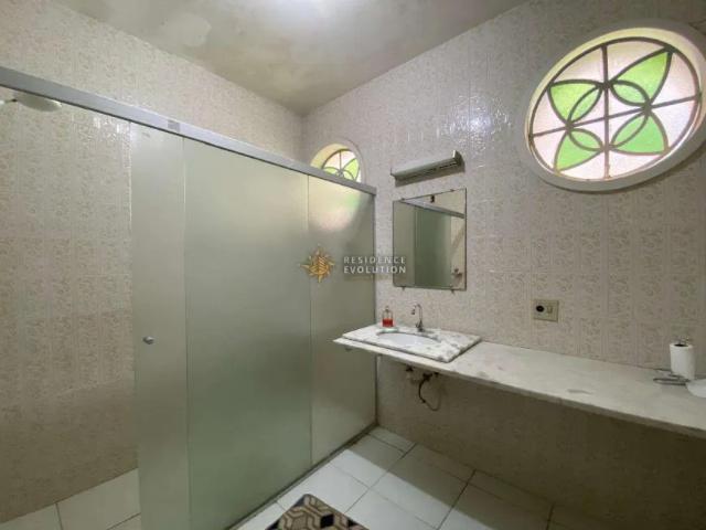 Casa, 4 quartos, 1 suite, 6 vagas