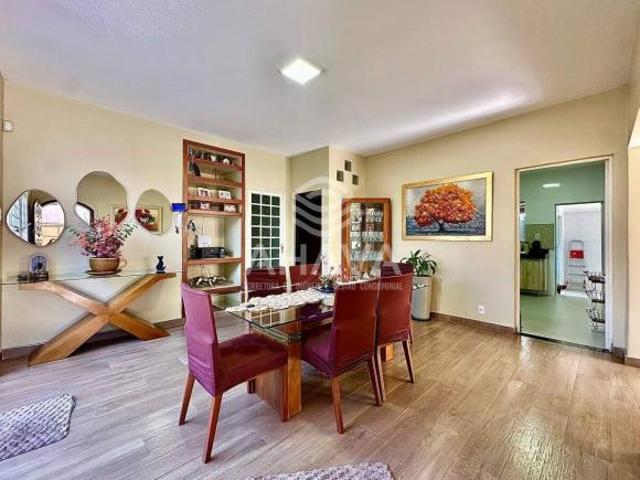 Casa 4 Quartos 2 Suítes 1 Semi Suite á venda Lote 360m² São João Batista Próximo à Av. João Sa