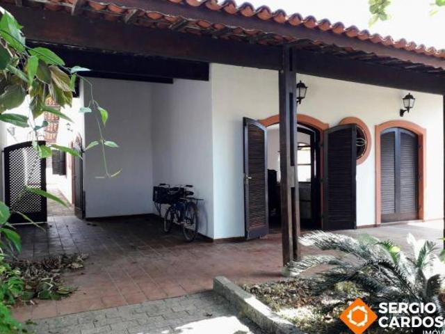 CASA 4 QUARTOS 3 SUÍTES QUINTAL 300M DO MAR ITANHAÉM SP