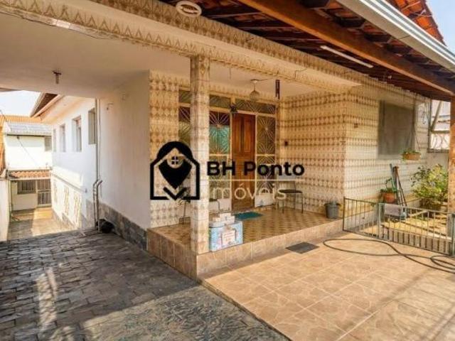 Casa 4 Quartos, 3 vagas à venda Bairro Vila Pérola Contagem, MG