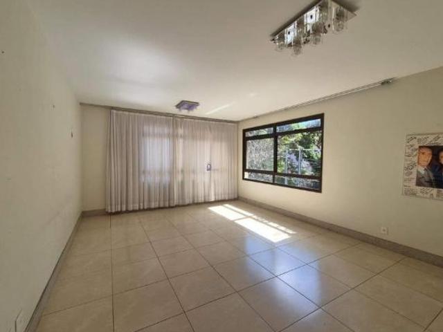 Casa 4 quartos à venda no Comiteco / Magabeiras
