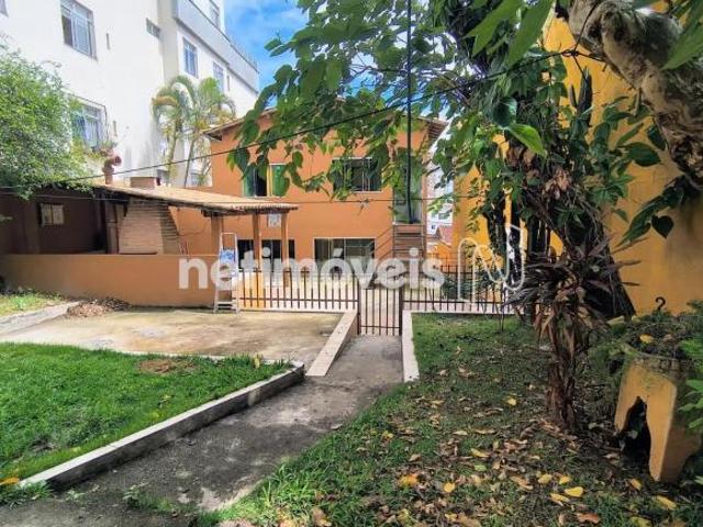 Casa 4 quartos a venda no Sagrada Família