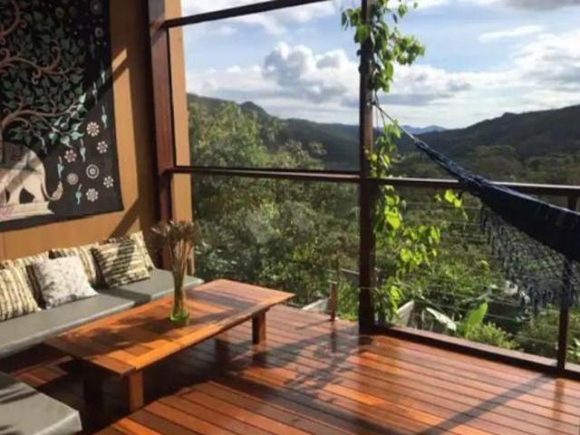 CASA 4 QUARTOS MODERNA, ACONCHEGANTE, FUNCIONAL, VISTA ESPETACULAR 61991246747